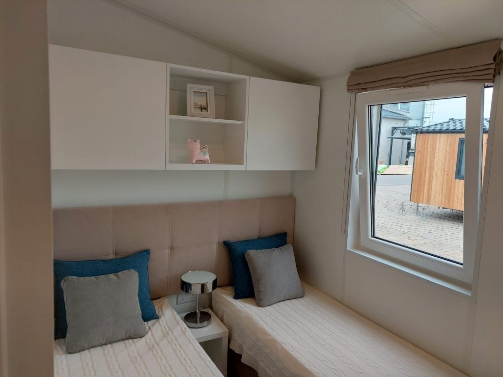 ex showroom display unit Static caravan, mobile home In Stock 41ft x ...