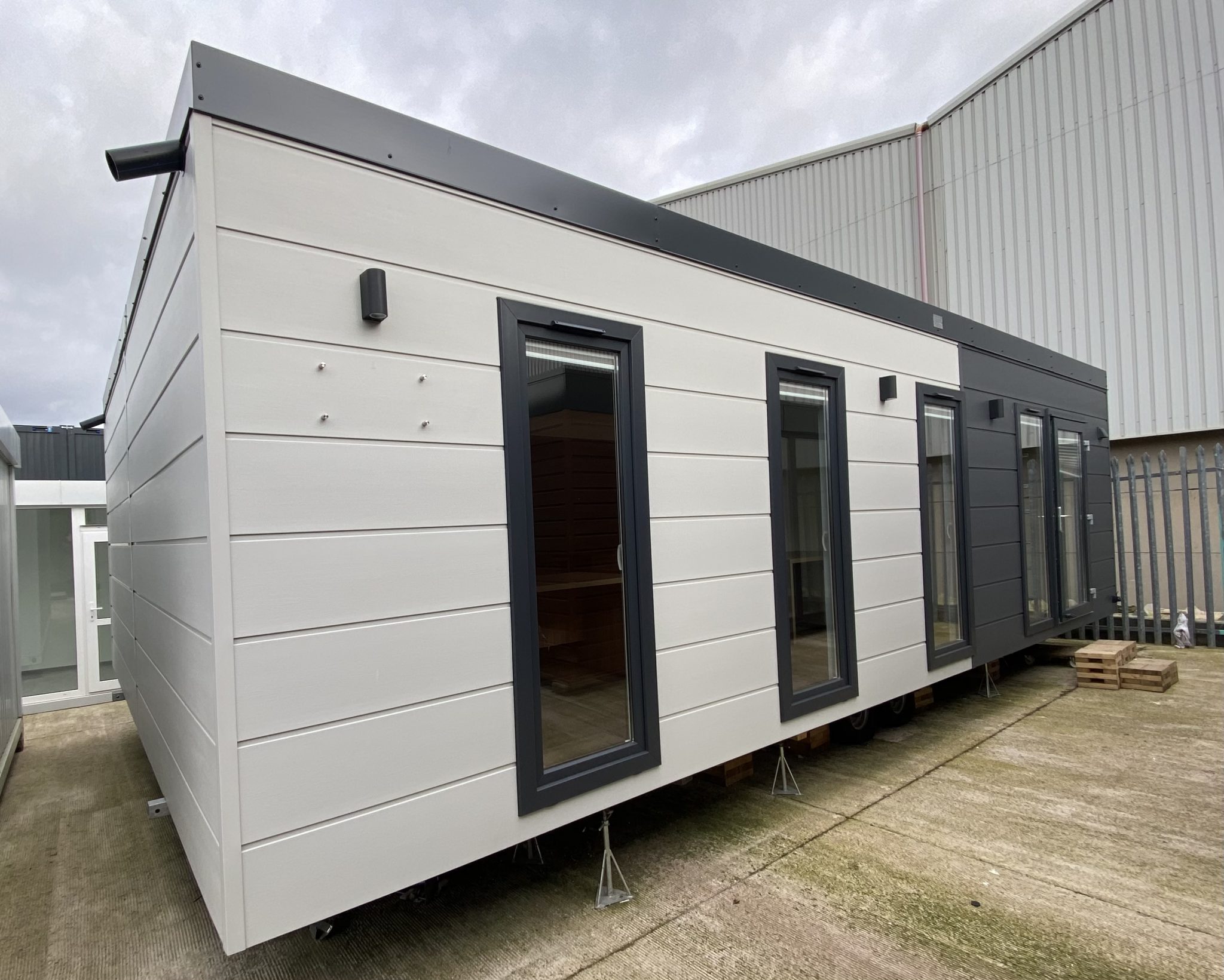 Portable Office 29x20 - KC Modular Buildings | Modular Buildings UK